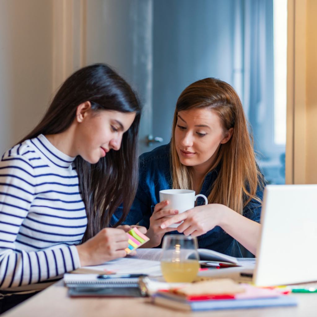 Explore our range of short online courses for adults | LMP